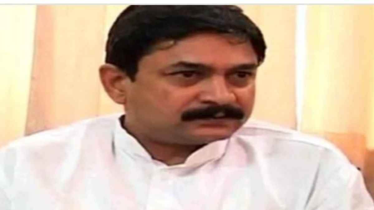 Ghazipur: पत्रकार को जान से मारने की धमकी देने पर पूर्व मंत्री को एक साल की सजा, कोर्ट ने सुनाया ...