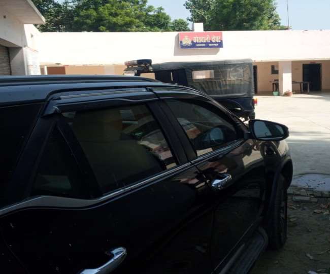 बागपत के थाने पहुंची सुनील राठी की फार्च्यूनर कार, आज होगी कुर्क ...