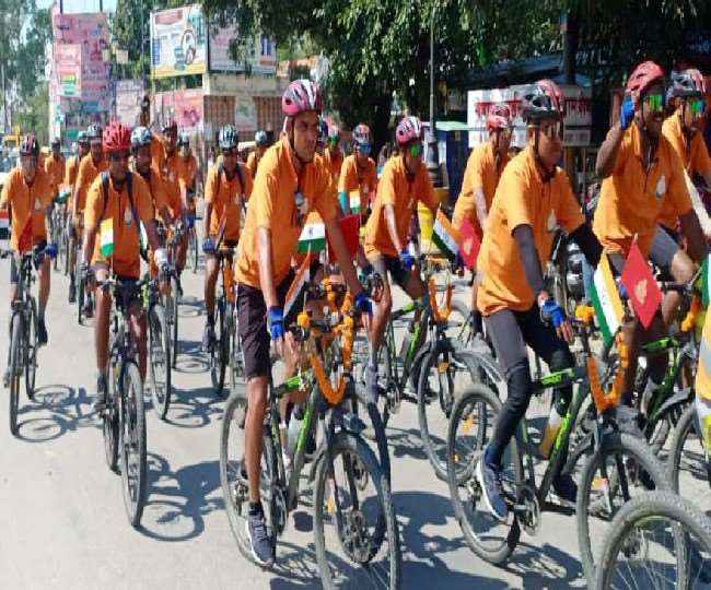 SSB Jawans Cycle Tour : अमरोहा पहुंची एसएसबी के जवानों की साइकिल यात्रा ...