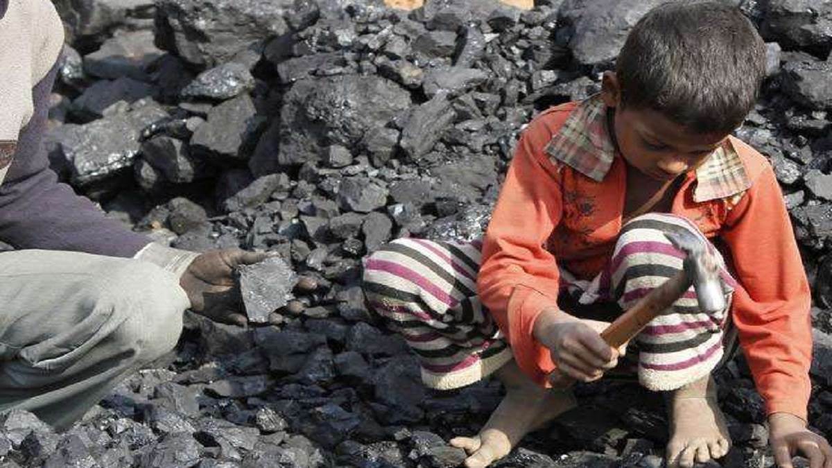 Child Labor In UP: अपर मुख्य सचिव श्रम एवं सेवायोजन सुरेश चंद्रा बोले ...