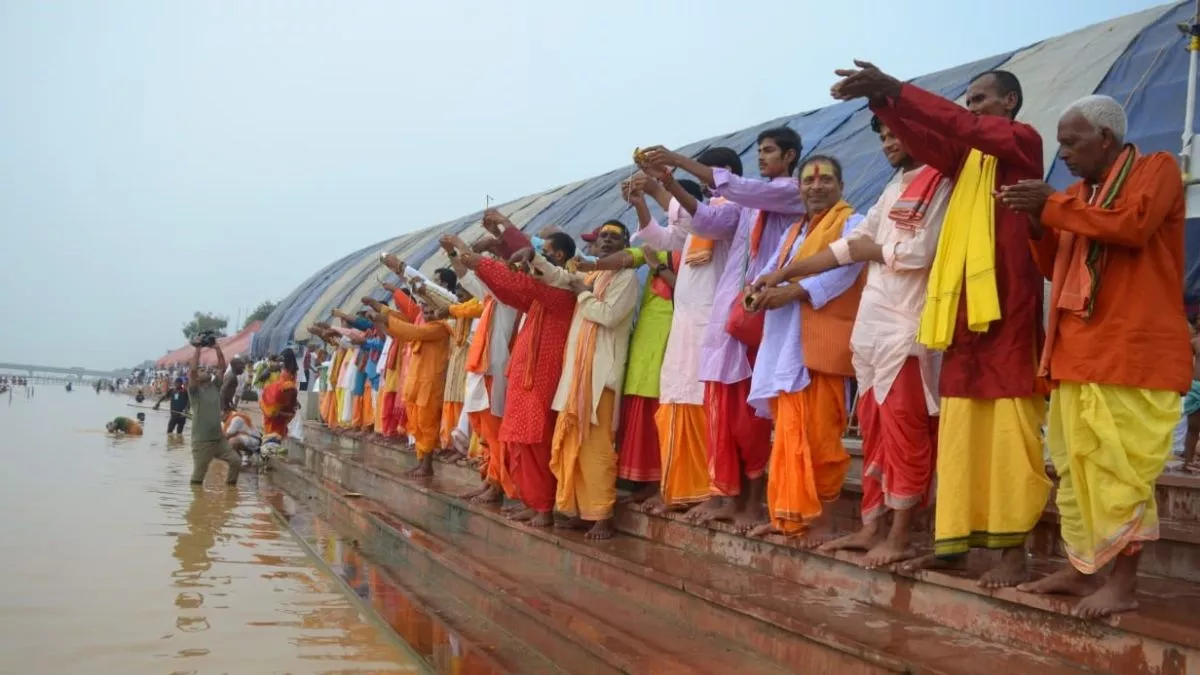 Pitru Paksh Mela 2023: तर्पण के साथ कर्मकांड शुरू, पितृ दोष से मुक्ति ...