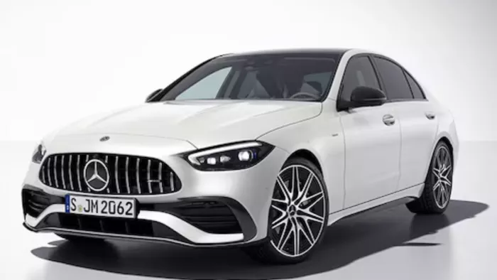 Mercedes Benz के तीन मॉडल्‍स के स्‍टेयरिंग में मिली खराबी की जानकारी ...