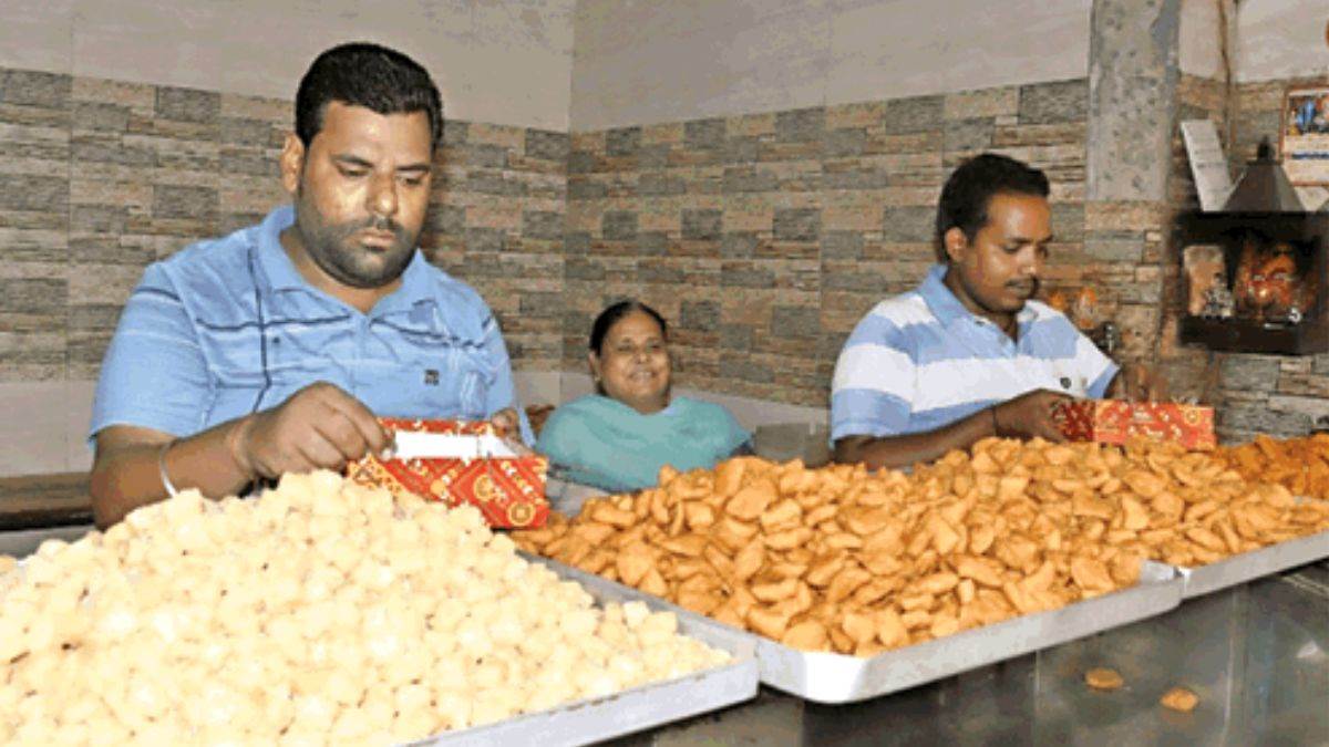 रावलपिंडी से लुधियाना आकर बसे सेवा राम ने बनाया भाजी का जायका, करीब सात ...