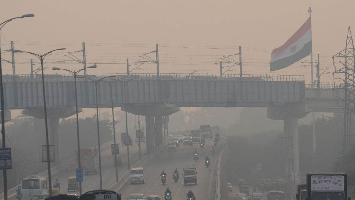 Noida Air Quality: ग्रेटर नोएडा के लोगों के लिए फिर मुसीबत बनी 'हवा ...