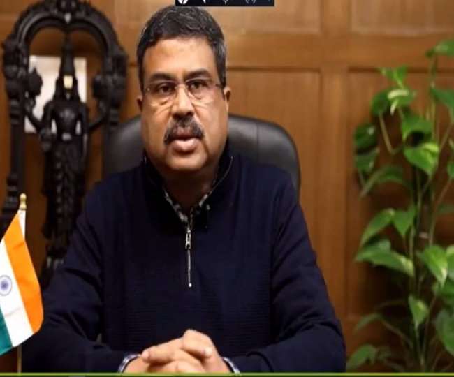 शिक्षा मंत्री धर्मेंद्र प्रधान ने इग्नू के अगरतला और जोधपुर क्षेत्रीय ...