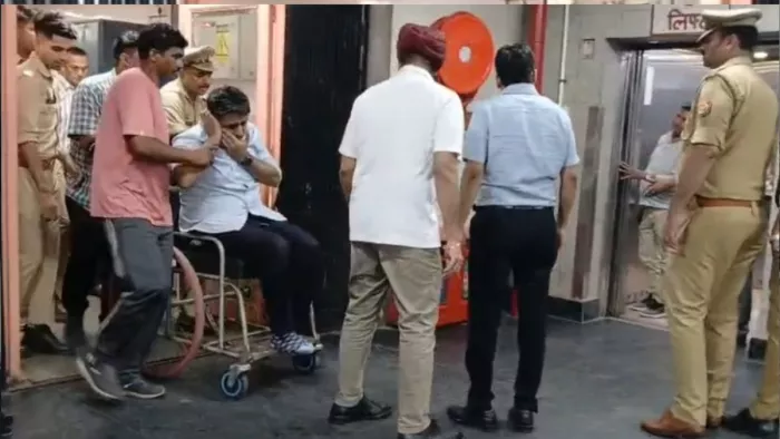 IRS योगेंद्र कुमार मिश्रा ने शोषण के लगाए आरोप, FIR दर्ज होने के बाद अब ...