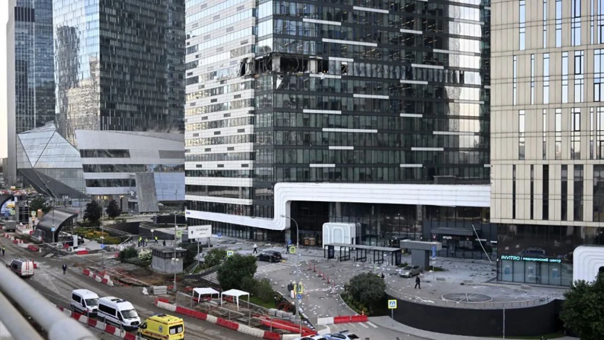 Ukraine War: यूक्रेन ने रूस पर फिर किया ड्रोन से हमला, मॉस्को की दो ...