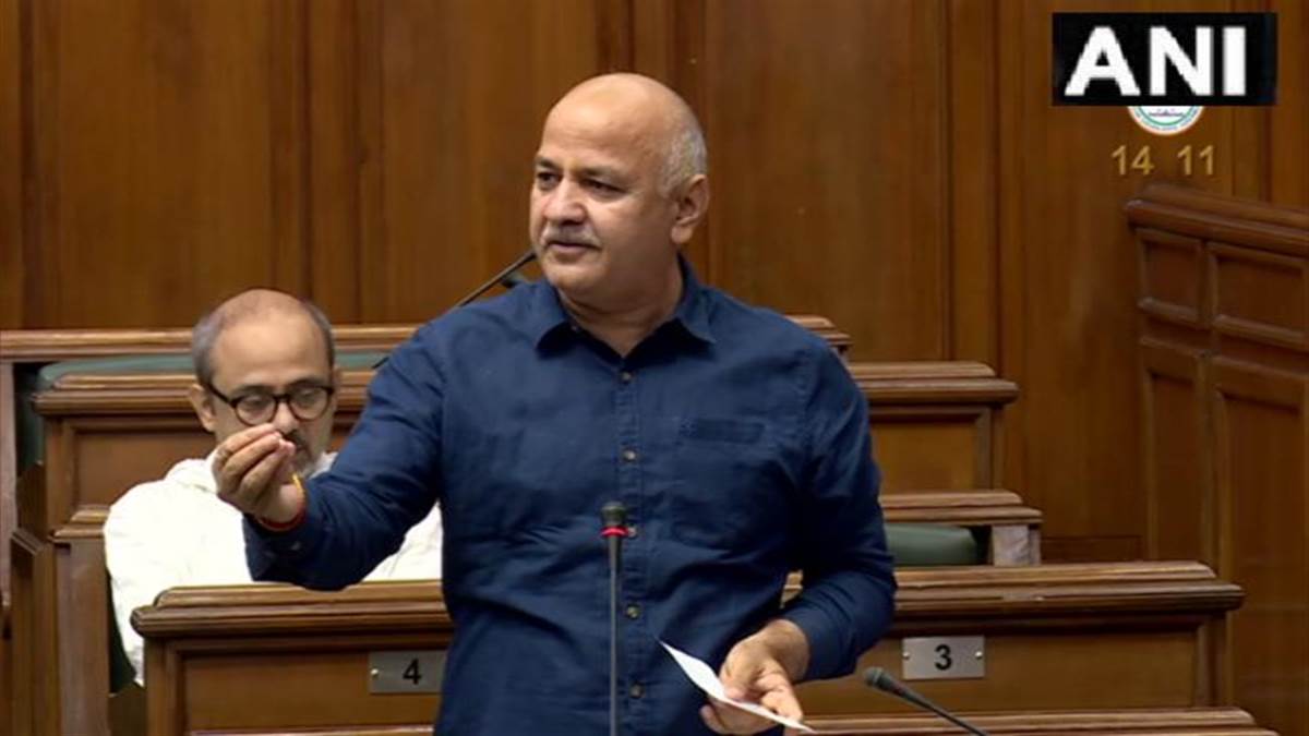 Delhi Excise Policy: बैंक लाकर चेक करवाने के बाद विधानसभा पहुंचे मनीष ...