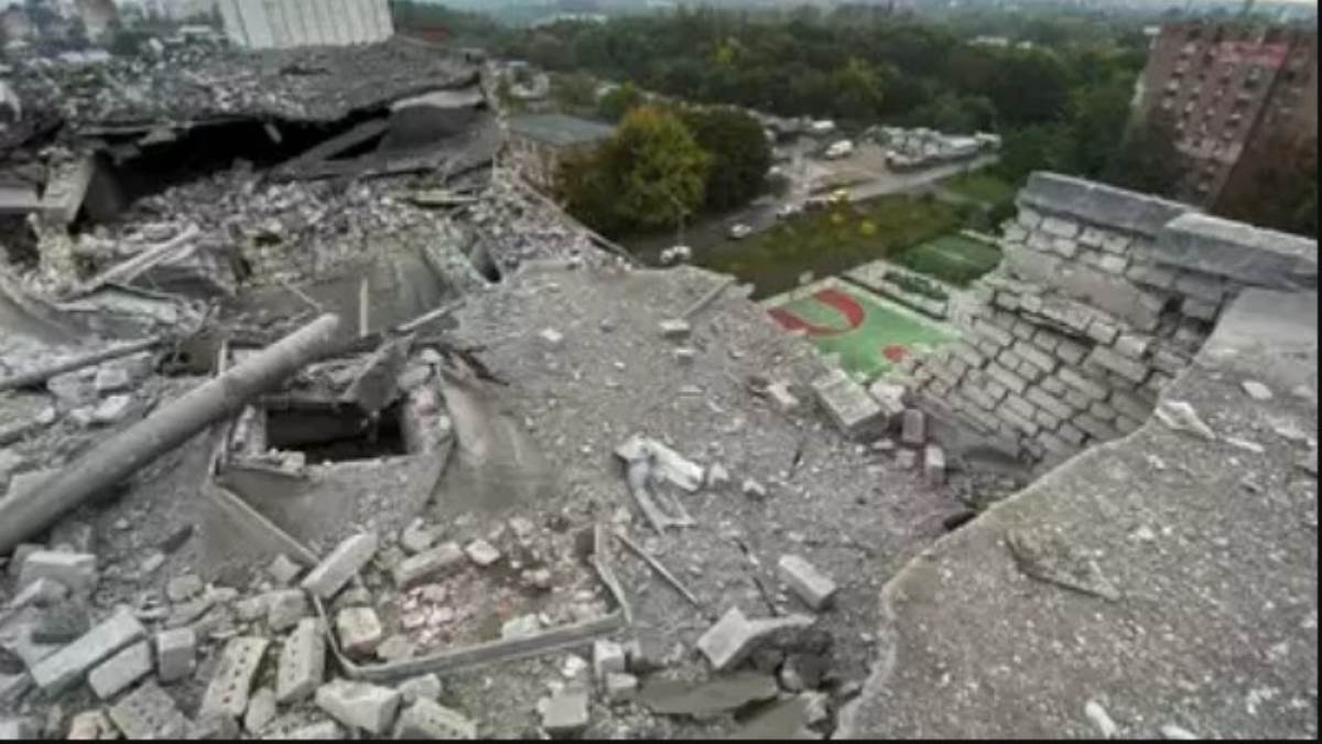 Russia Ukraine Conflict: दक्षिणी यूक्रेन में रूसी मिसाइल हमले में 28 ...