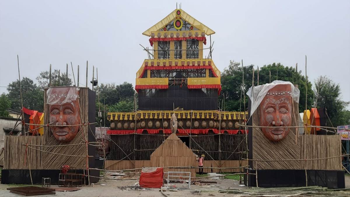 Dhanbad Durga Puja: भव्‍य व आकर्षक पंडाल श्रद्धालुओं को कर रहा अपनी ओर ...