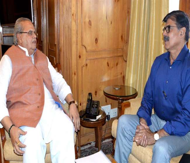 इस्तीफा नहीं दिया, कार्यकाल पूरा हुआ; सलाहकार विजय कुमार ने इस्तीफे की ...