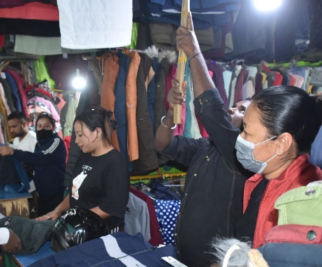 अनोखा है गोरखपुर का तिब्बती बाजार, तीन दशक से लोगों के दिलों पर कर रहा ...