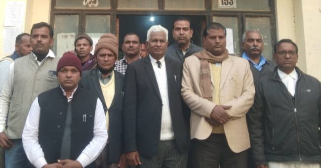 अनिल सिंह अध्यक्ष व पतिराम बने अधिवक्ता समिति के मंत्री - Anil Singh ...