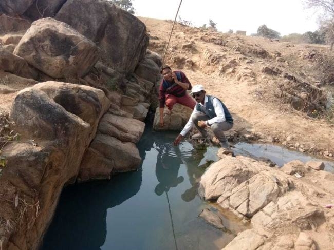 मधुपुर के पिकनिक स्थलों में आने लगे सैलानी - people started coming in ...