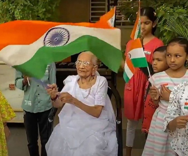 100 वर्ष की उम्र में पीएम मोदी की मां का हुआ निधन, संघर्षों से भरा रहा ...