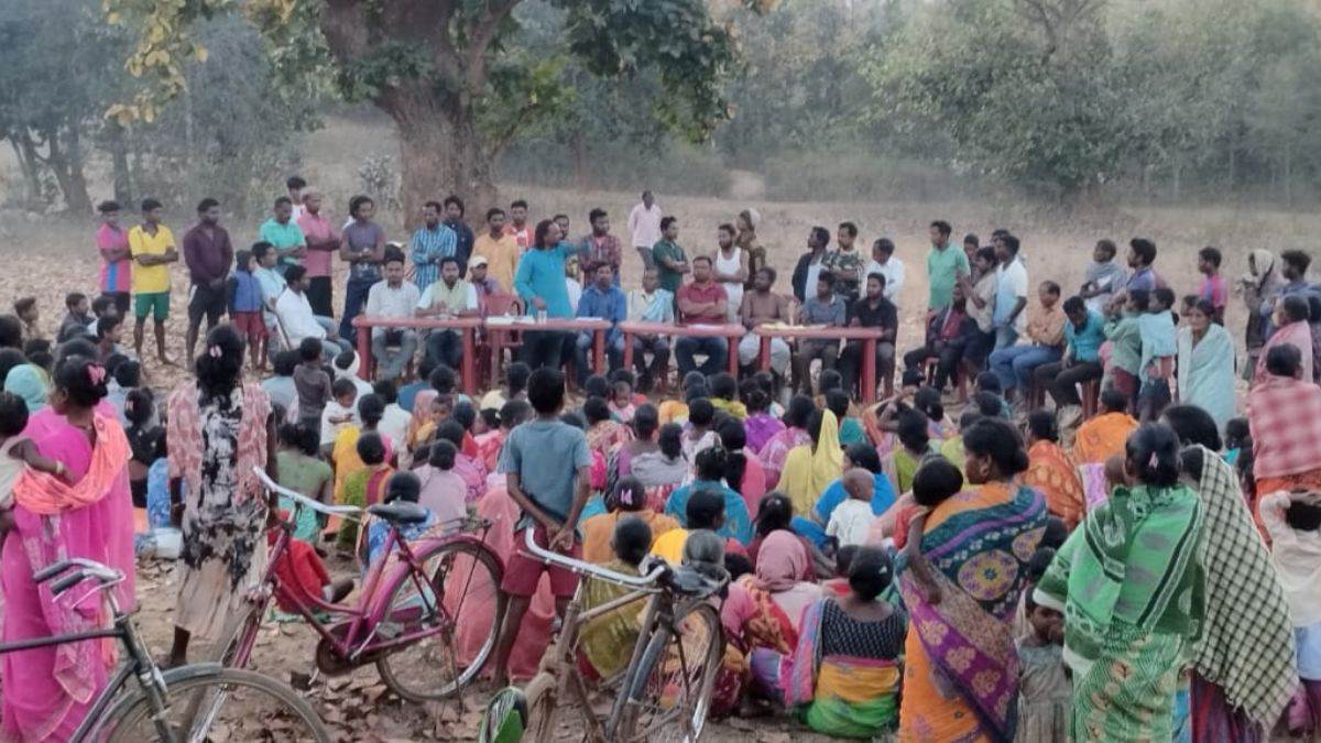 Chaibasa: आदिवासी हो युवा महासभा ने ईसाई धर्म अपनाने वाले आदिवासियों की ...