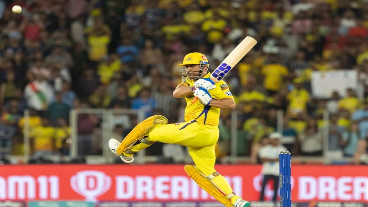 CSK vs GT: 200 रन के स्ट्राइक रेट से MS Dhoni ने जड़ा अनोखा 'दोहरा शतक ...