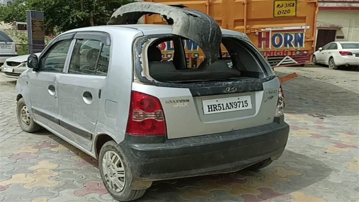 कैराना में बकरी चोरों ने अधेड़ पर चढ़ा दी कार, मौत, हंगामा - Man dies ...