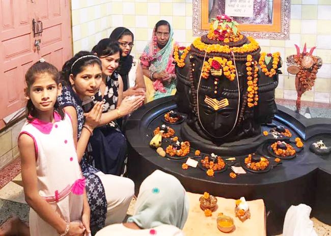 नेपाल के बाद पिहोवा में स्थित है श्रीपशुपतिनाथ महादेव मंदिर ...