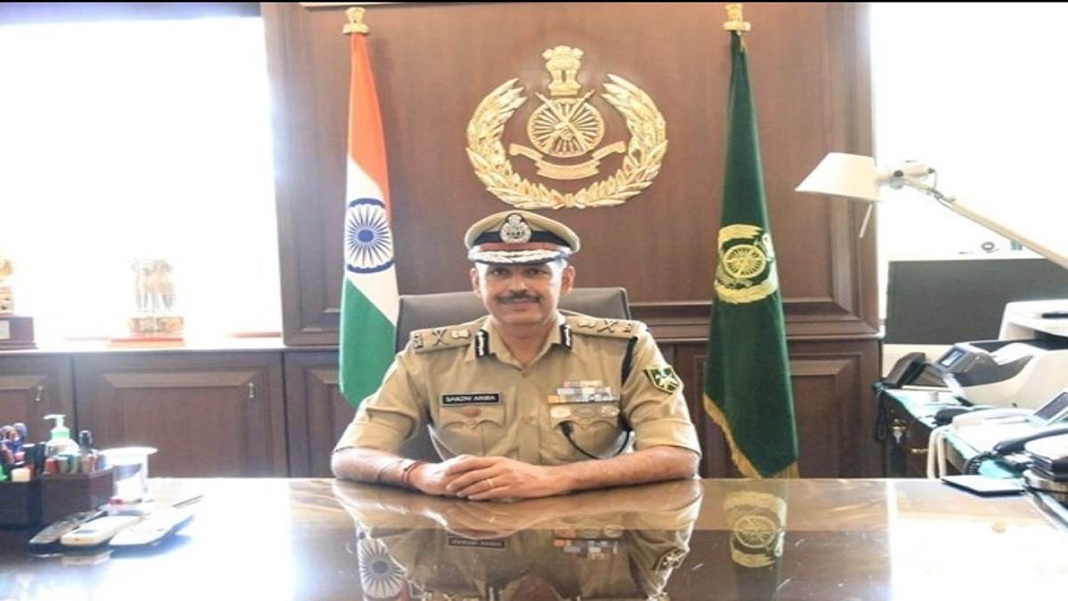 Sanjay Arora : कौन हैं IPS संजय अरोड़ा, जिन्हें बनाया गया दिल्ली का नया ...