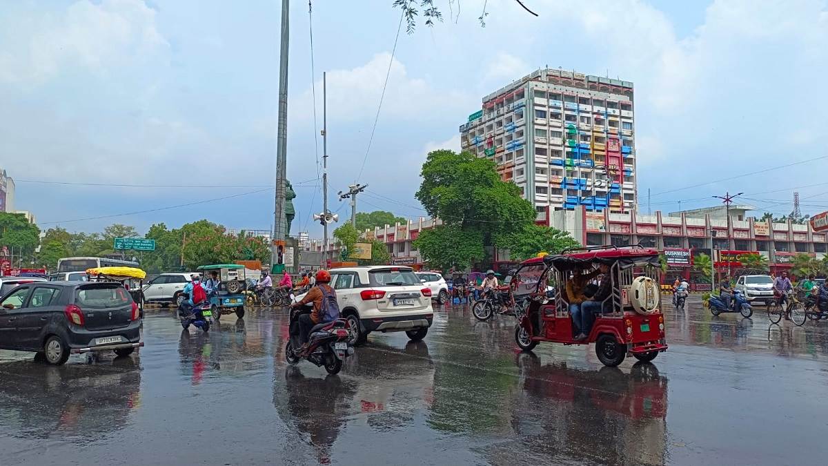 Rain In UP: यूपी के 20 ज‍िलों में मौसम व‍िभाग ने जारी क‍िया झमाझम बार ...