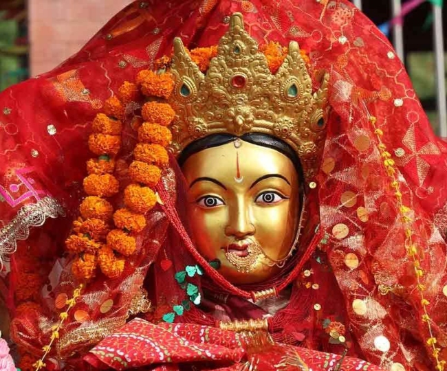 नहीं जानते हैं कौन है आपके कुलदेवी या कुलदेवता, तो इन तरीकों से करें ...