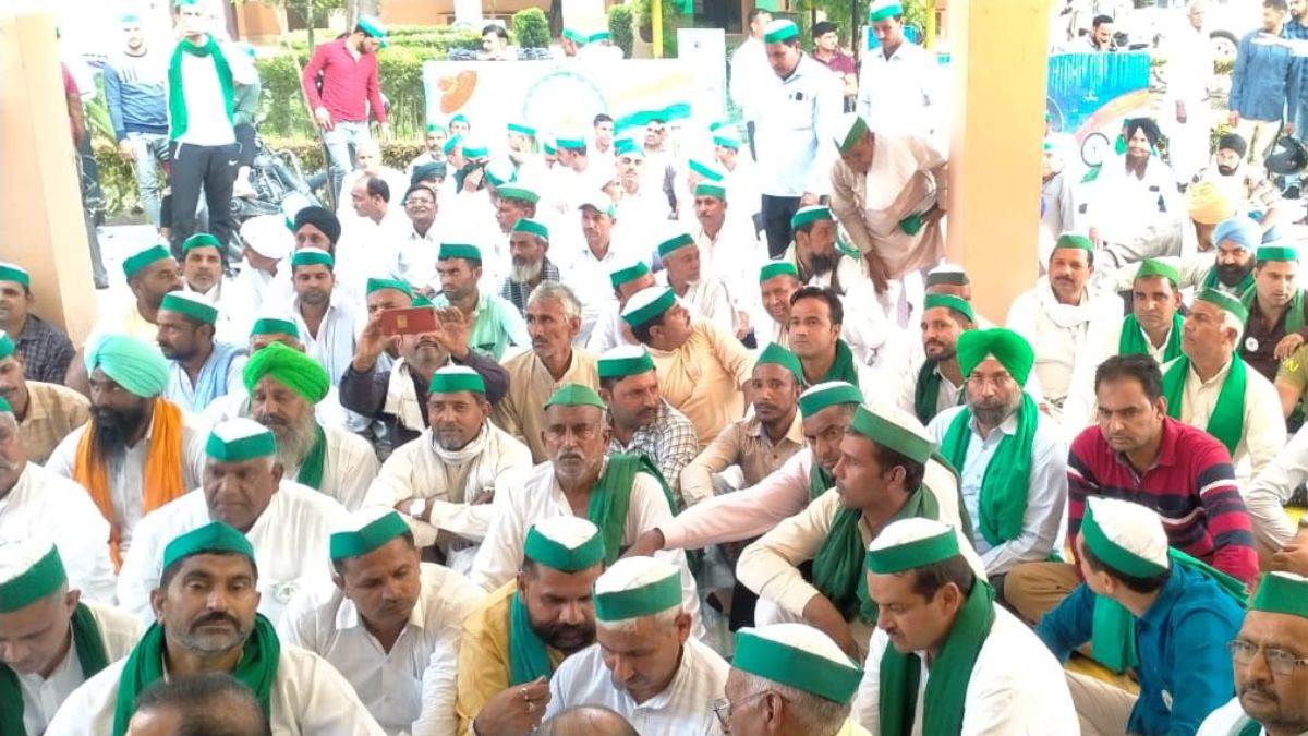 Saharanpur News: भाकियू टिकैत का जिला मुख्यालय पर धरना प्रदर्शन, डीएम ...