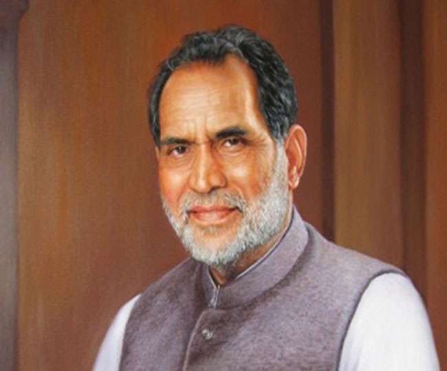 पुण्यतिथि पर पूर्व प्रधानमंत्री चंद्रशेखर को किया याद, नीरज शेखर ने ...