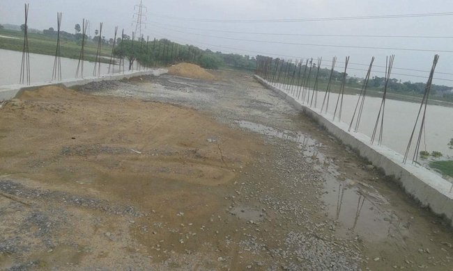 सिर्फ नाम के चक्कर में दस साल से अधूरा है पुल, जानिए... क्‍यों अटका है ...