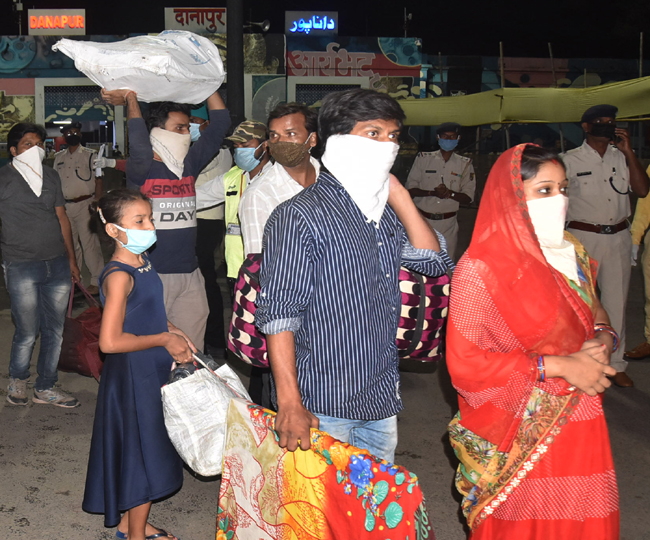 Lockdown Bihar: कोरोना ने आप्रवासी श्रमिकों को दिया बेरोजगारी का गम ...