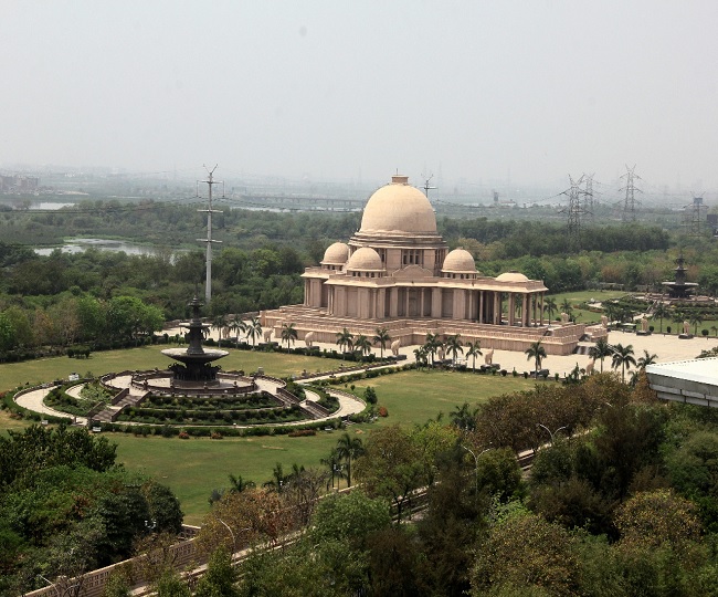 Noida Foundation Day: नोएडा को स्मार्ट सिटी में विकसित करना आसान नहीं ...