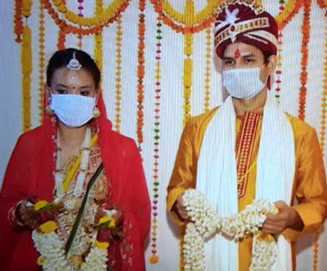 Lockdown Marriage: पटना में दूल्‍हे के घर दुल्‍हन ने लिए सात फेरे ...