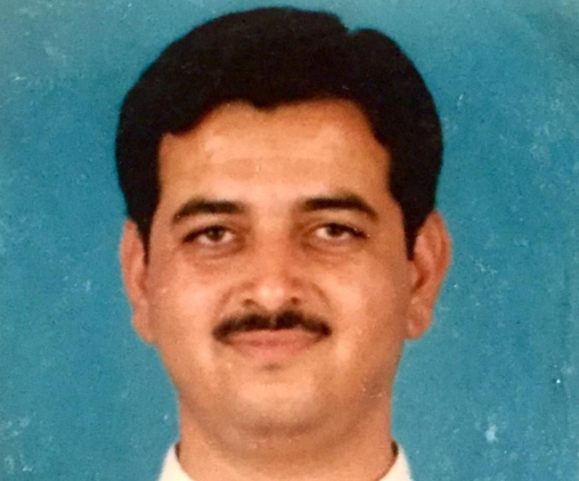 Positive India: लॉकडाउन में फंसा था, घर नहीं गया, सड़कों पर मुफ्त मास्क ...