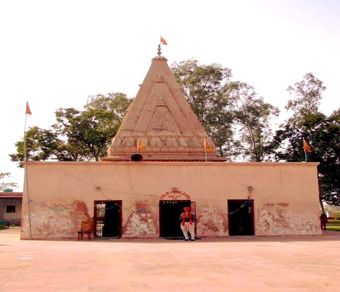 सरहद पर भी श्री राम: सुचेतगढ़ में ऐतिहासिक श्री रघुनाथ मंदिर बंटवारे से ...