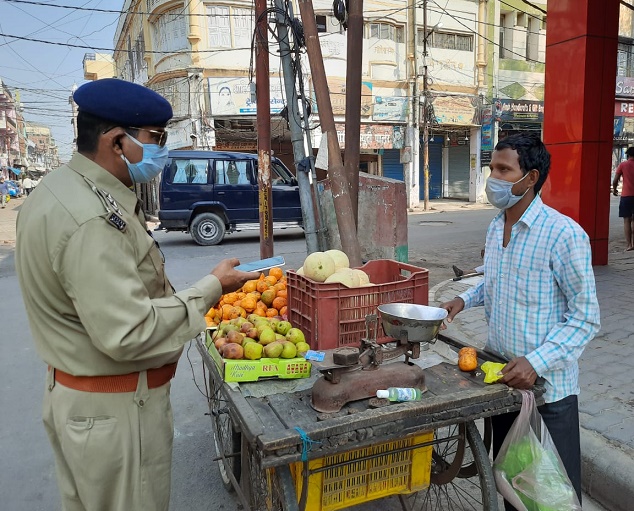 किसी भी गली में ठेला ले जाकर सब्जी बेचने वालों पर लग सकती लगाम, प्रशासन ...