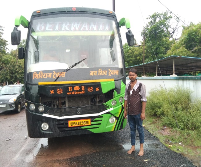 Hijacked Bus Recover: 15 घंटे की सनसनी फैलाने के बाद इटावा से बस मिली ...