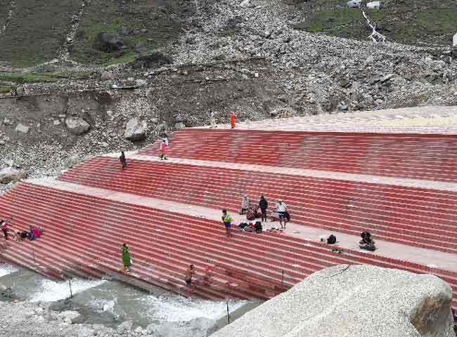 उत्तराखंड में साल 2013 में आई आपदा के भरे जख्म, अब कोरोना ने थामे कदम ...
