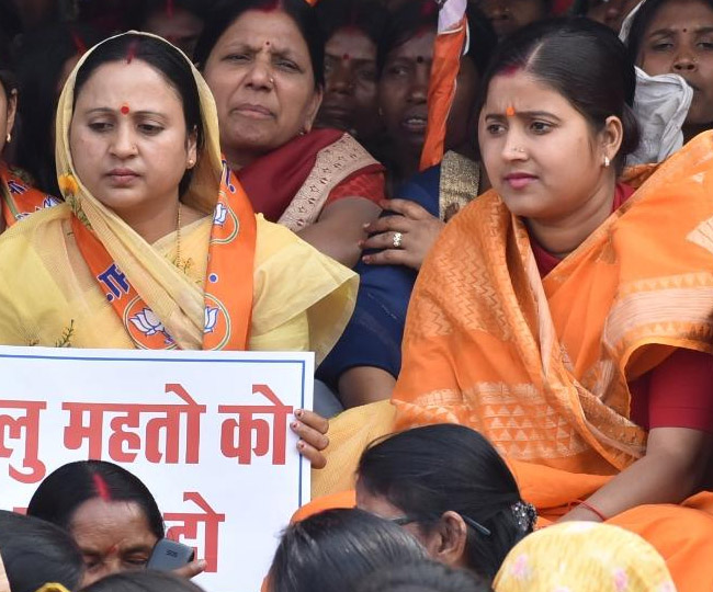 कभी घुर-विरोधी रहे फरार भाजपा विधायक के समर्थन में उतरी रागिनी, ढुलू की ...