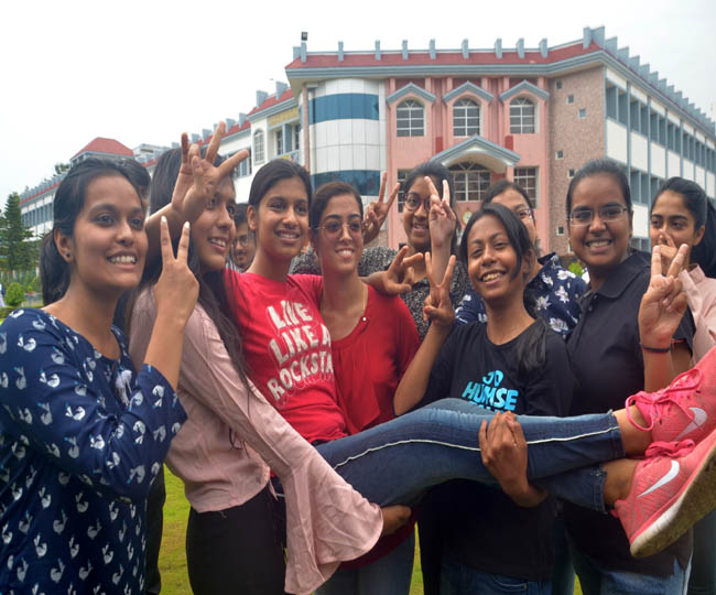 CISCE ICSE ISC Result 2020: रिजल्ट जारी, 10वीं में 99 व 12वीं में 97 ... CISCE ICSE ISC Result 2020: रिजल्ट जारी, 10वीं में 99 व 12वीं में 97 ...