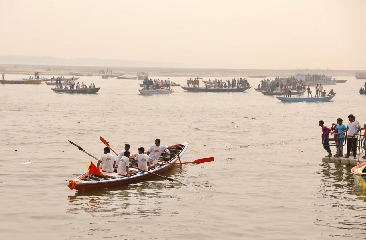 Banaras Boat Festival : नौका दौड़ के साथ ही काशी की कला व संस्‍कृति को ...