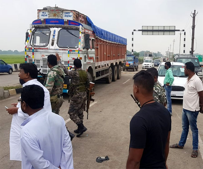 NH 52 पर टोल प्लाजा शुरू करने पर बवाल, ग्रामीणों के विरोध पर बंद करनी ...