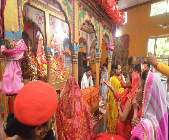 Durga Puja 2021: पटना में खुला मां दुर्गा का पट, दर्शन और पूजा के लिए ...