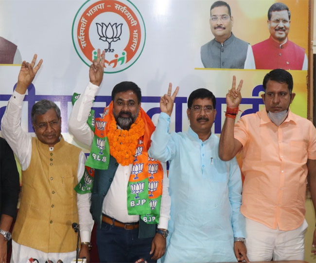 Madhupur By-Election 2021: मधुपुर उपचुनाव में गंगा नारायण BJP उम् ...