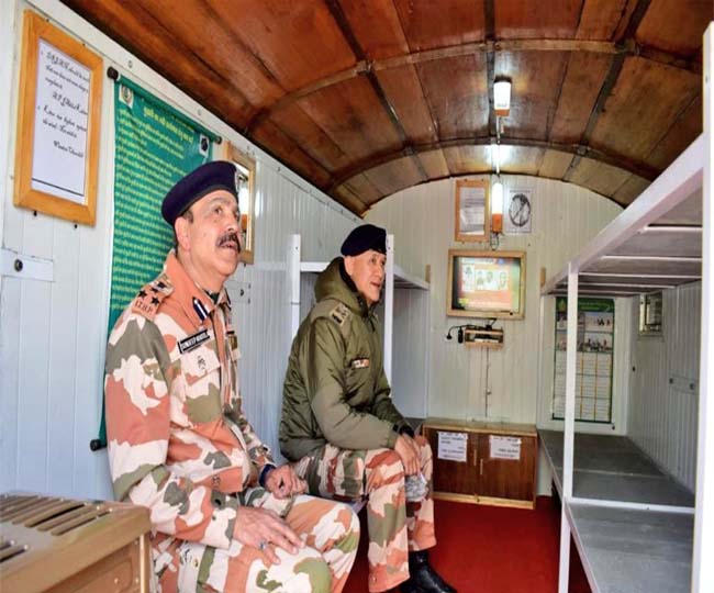 India China Border Issue: पूर्वी लद्दाख में भावी चुनौतियों के लिए तैयार ...