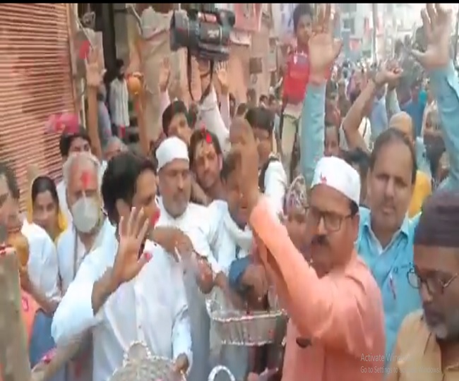 Mahashivratri 2021: वाराणसी में मुसलमानों ने किया शिव भक्तों का स्वागत ...