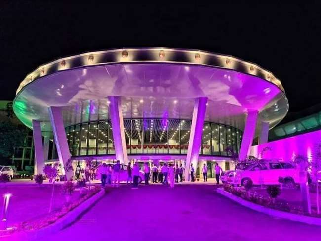 Varanasi Rudraksh Convention Center तीन घंटे का तीन लाख होगा किराया ...