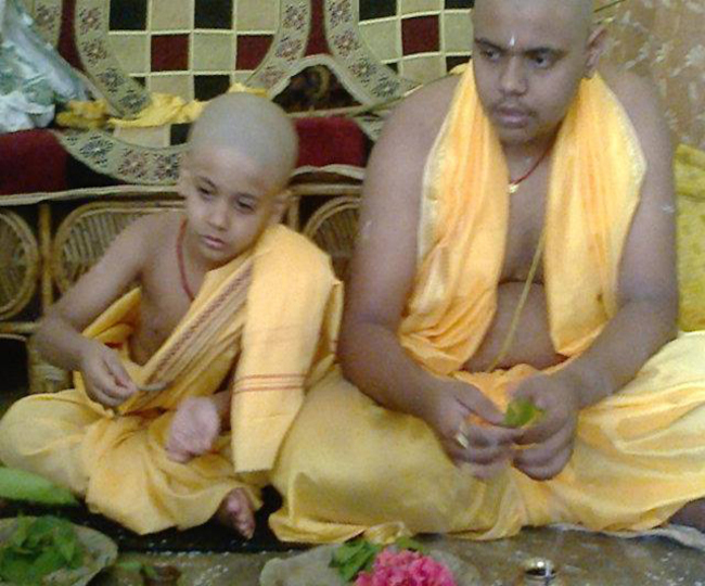 Janeu Significance: शौच के समय जनेऊ कान पर लपेटना क्यों है जरूरी,आप भी ...