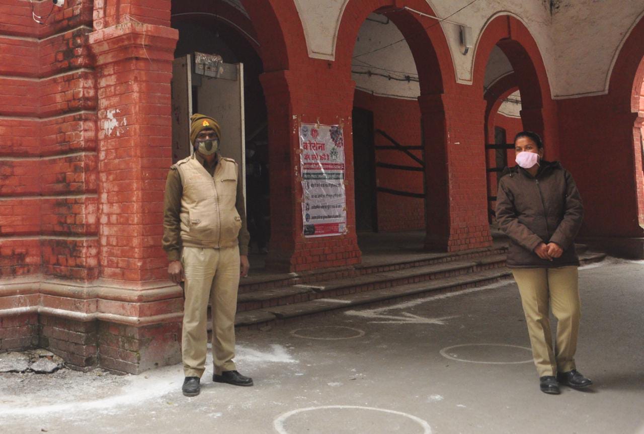 जौनपुर में कड़ी सुरक्षा के बीच नामांकन आज से, 17 फरवरी तक किया जा सकेगा ...