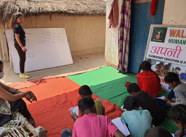 कोटद्वार में बोक्सा जनजाति के समक्ष अस्तित्व बचाने का संकट - Crisis to ...