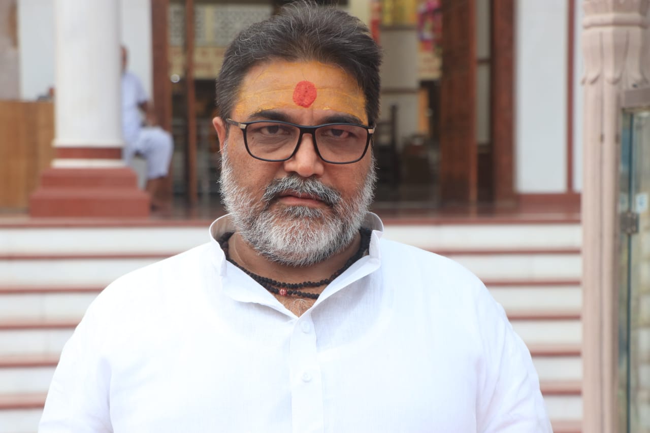 धर्मसम्राट करपात्री जी महाराज की तपोस्‍थली पर स्थापित है मणि मंदिर, शैव ...